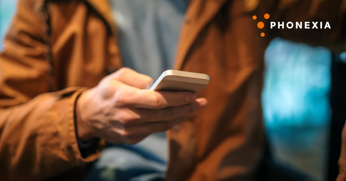 3 Examples of Typical Smishing and Vishing Attacks in 2022 | PHONEXIA